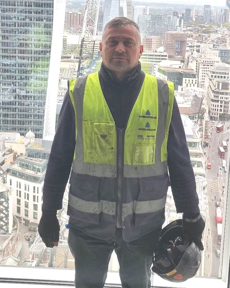 Our Team - window fixers, facade installation, fixing company | Tndgi.co.uk